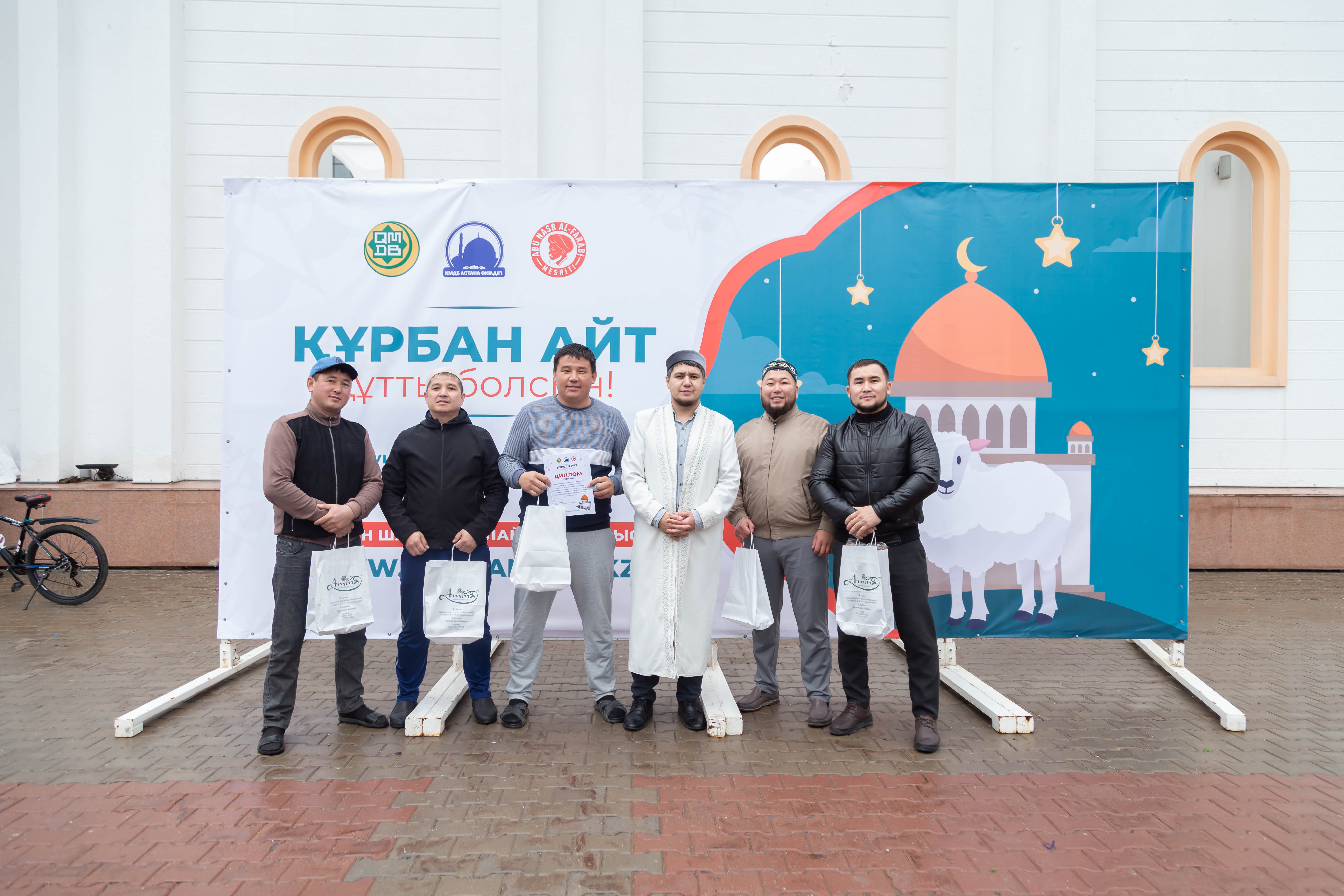 «Әл-Фараби»: Құрбан айт мерекесінде ұлттық ойындардан сайыс өтті (фото) - Ummet.kz- Үмметпен бірге!